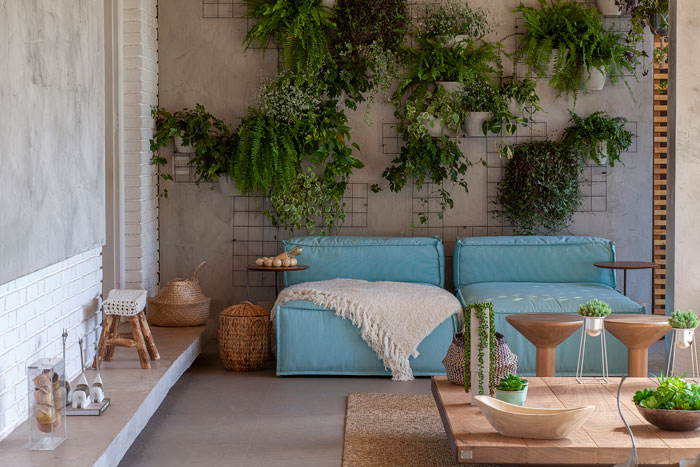 Decortiles - Varanda combina arquitetura e natureza